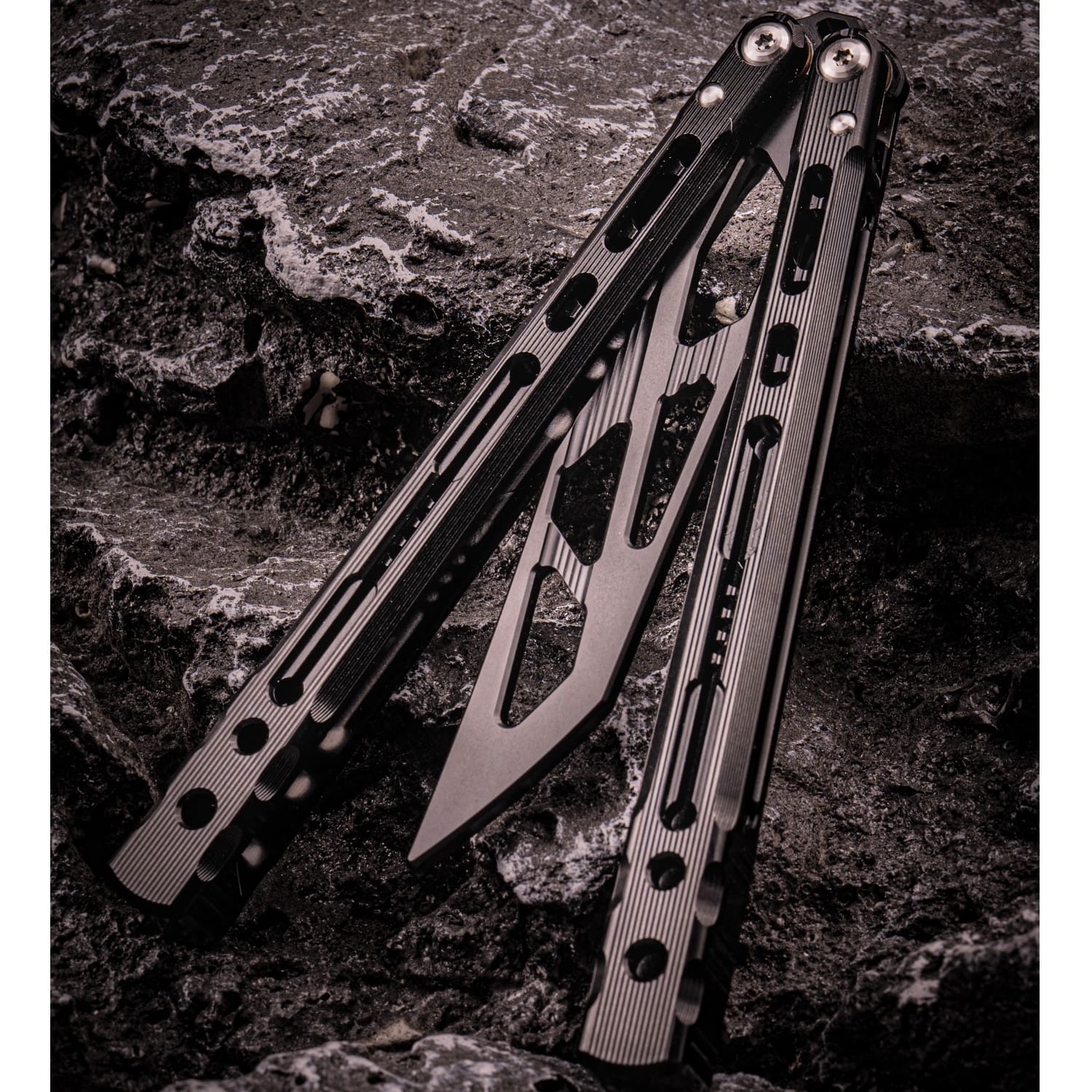 LDY - Sirius 4.5 Balisong Trainer - Black - butterflytrainer.de